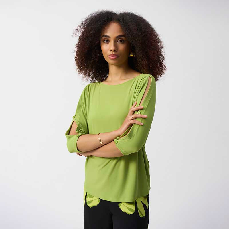 Blusa cuadrada de punto sedoso Joseph Ribkoff 251063M